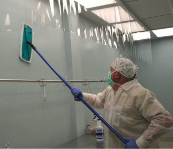 Best Practices for Cleanroom Infection Control : May 2010 - Pharmacy ...