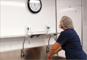 Best Practices for Compounding Garbing : January 2017 - Pharmacy ...